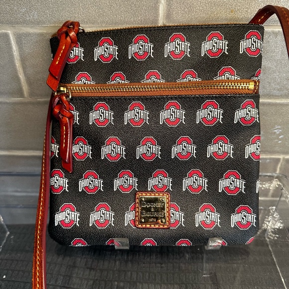 Dooney & Bourke | Bags | Dooney Burke Leather Crossbody Purse Ohio ...